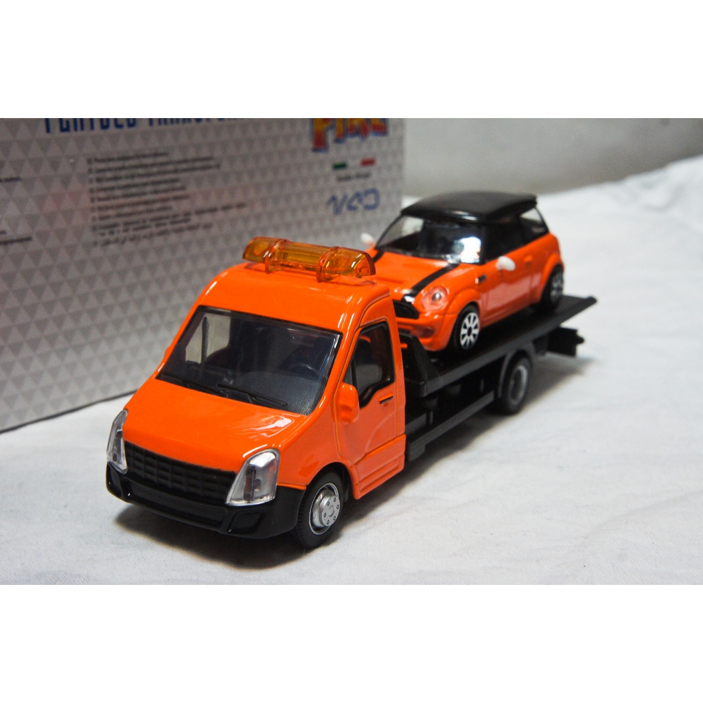 【特價現貨】1:43 Bburago Flatbed transporter + Mini Cooper S 橘色雙車組 | 蝦皮購物