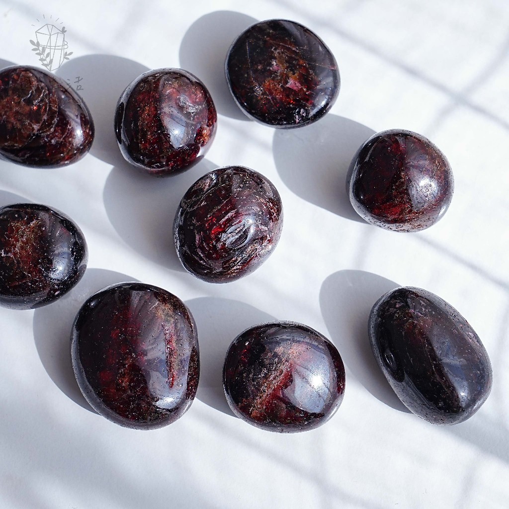 【逗生活 Dou.Life】石榴石 單品｜天然｜台灣現貨｜增強自信｜愛情能量石｜滾石｜礦石｜水晶｜ | 蝦皮購物