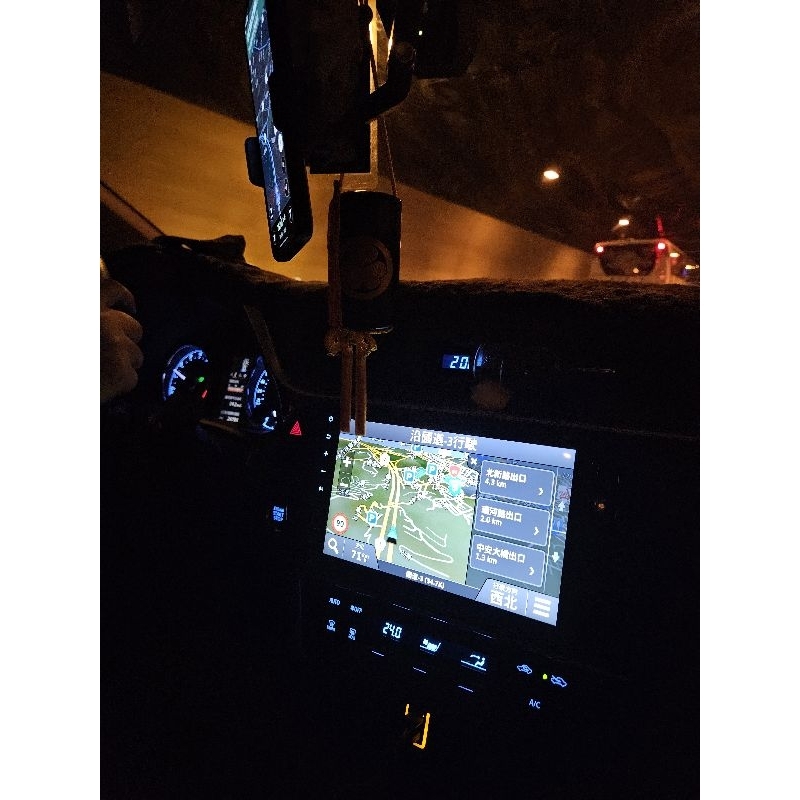 二手 豐田 TOYOTA Garmin車機 AATW17 9吋 導航 電視 專用原廠主機 車美仕 carmax | 蝦皮購物