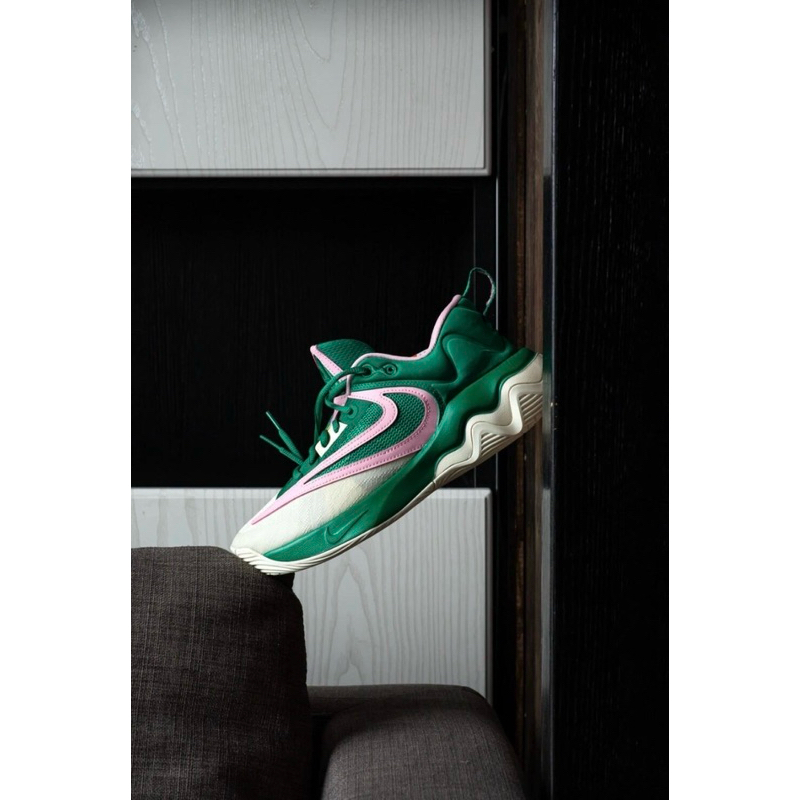 Giannis IMMORTALITY 3EP倒勾明星款 僅一雙US9/27cm | 蝦皮購物