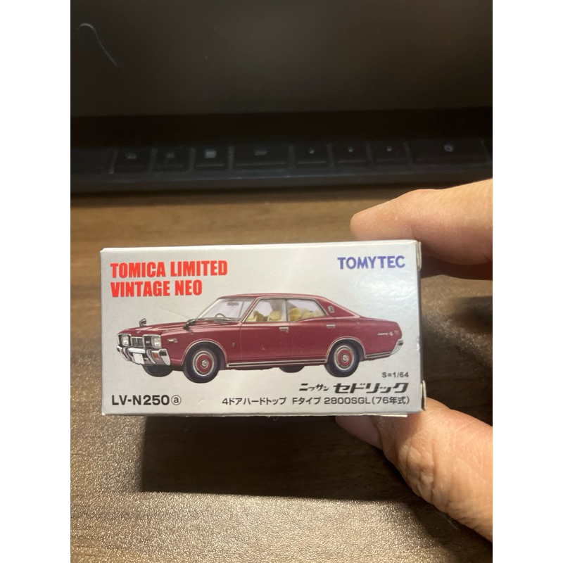 1/64 Tomica tomyte LV-N250a Nissan Cedric 4door HY F-tape模型車 | 蝦皮購物