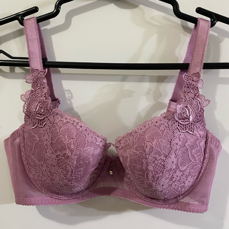 華歌爾美胸紫/灰/膚色內衣70D/70E | 蝦皮購物