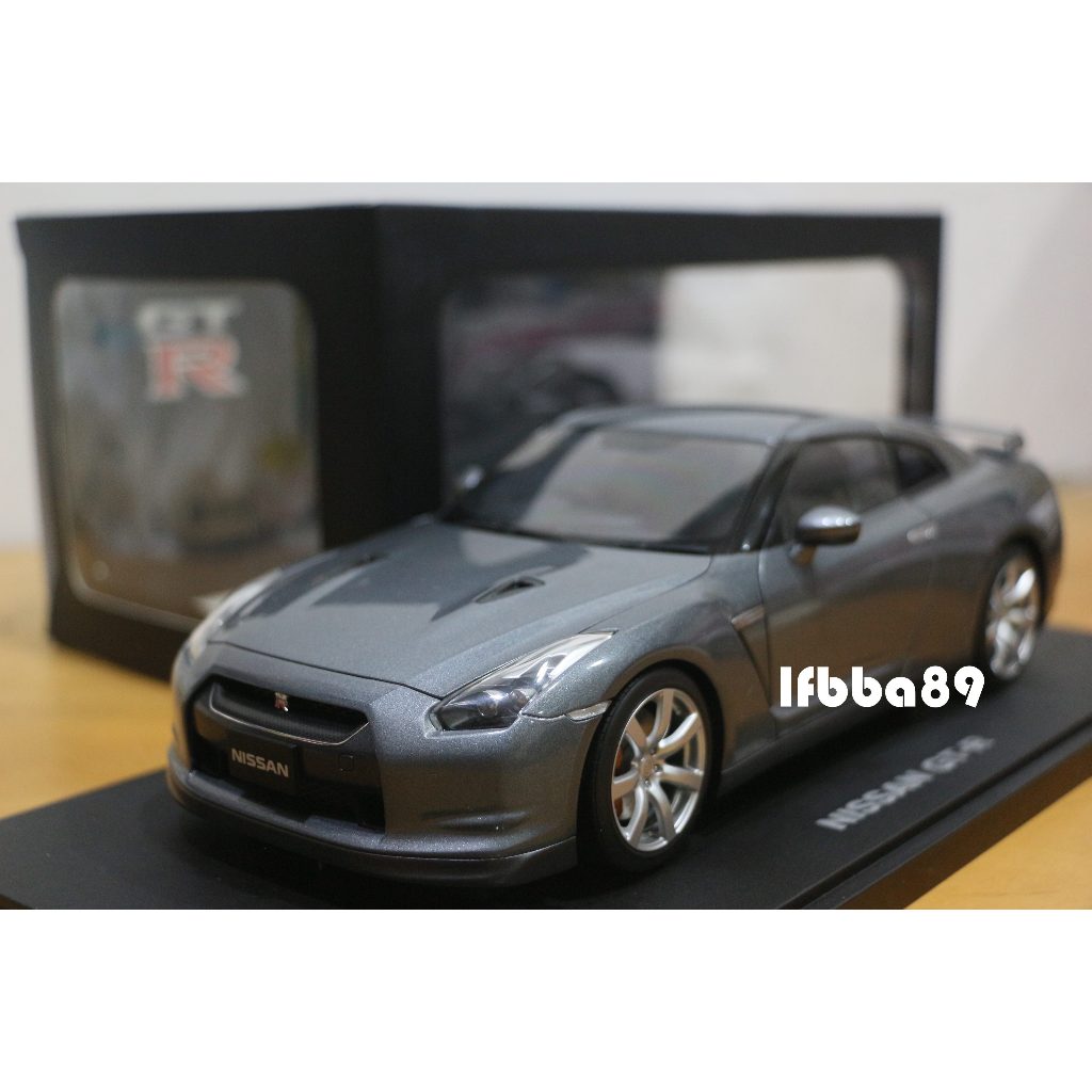 AUTOart 1/18 NISSAN GT-R GTR R35 GREY 灰 日本原廠版 | 蝦皮購物