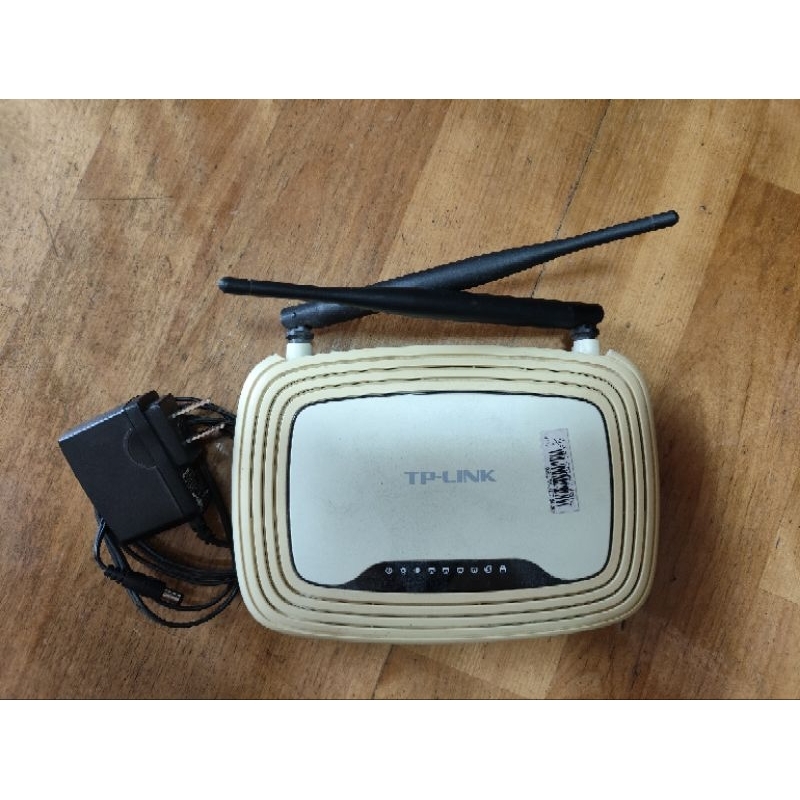 TP-link WR-841n 無線 ip 分享器 無線路由器 (二手） | 蝦皮購物