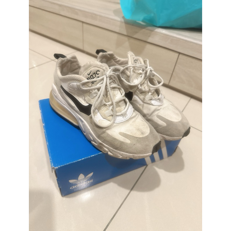 二手 Nike Air Max 270 React 白黑 熊貓 女款 us6.5 | 蝦皮購物