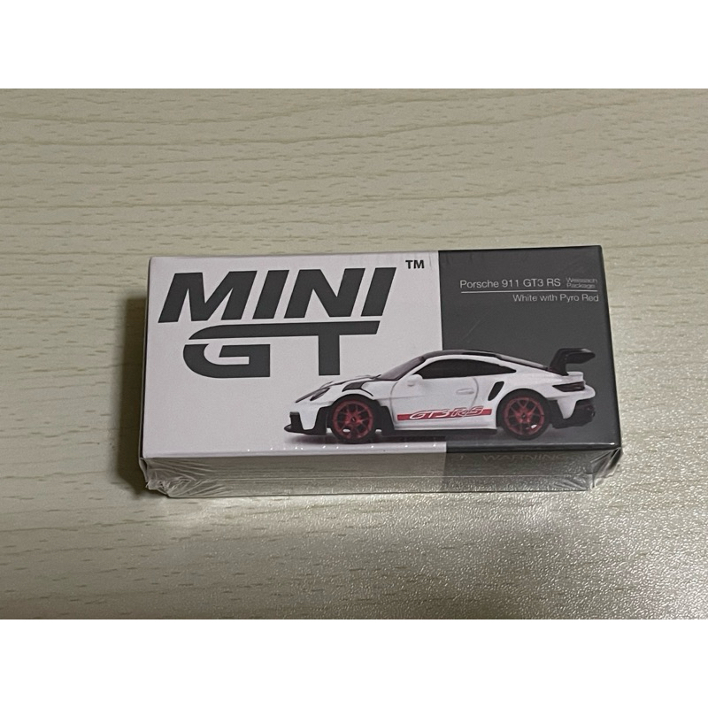 1/64 Mini GT Porsche 911 (992) GT3 RS Weissach Package #706 | 蝦皮購物