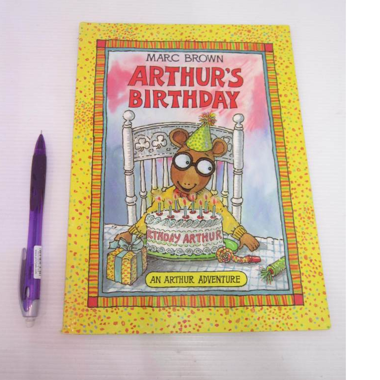 「二手書」Arthur's Birthday An Arthur Adventure 英文讀本 Marc Brown | 蝦皮購物