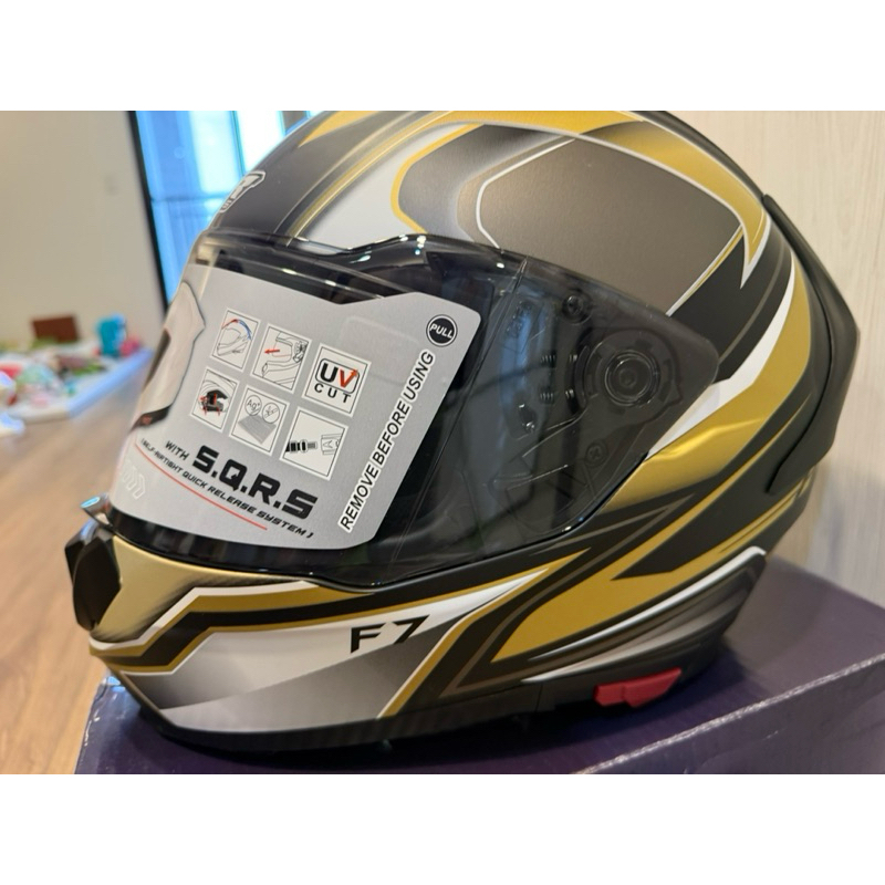 M2R f7 安全帽 用不到 全新未帶 如圖 | 蝦皮購物