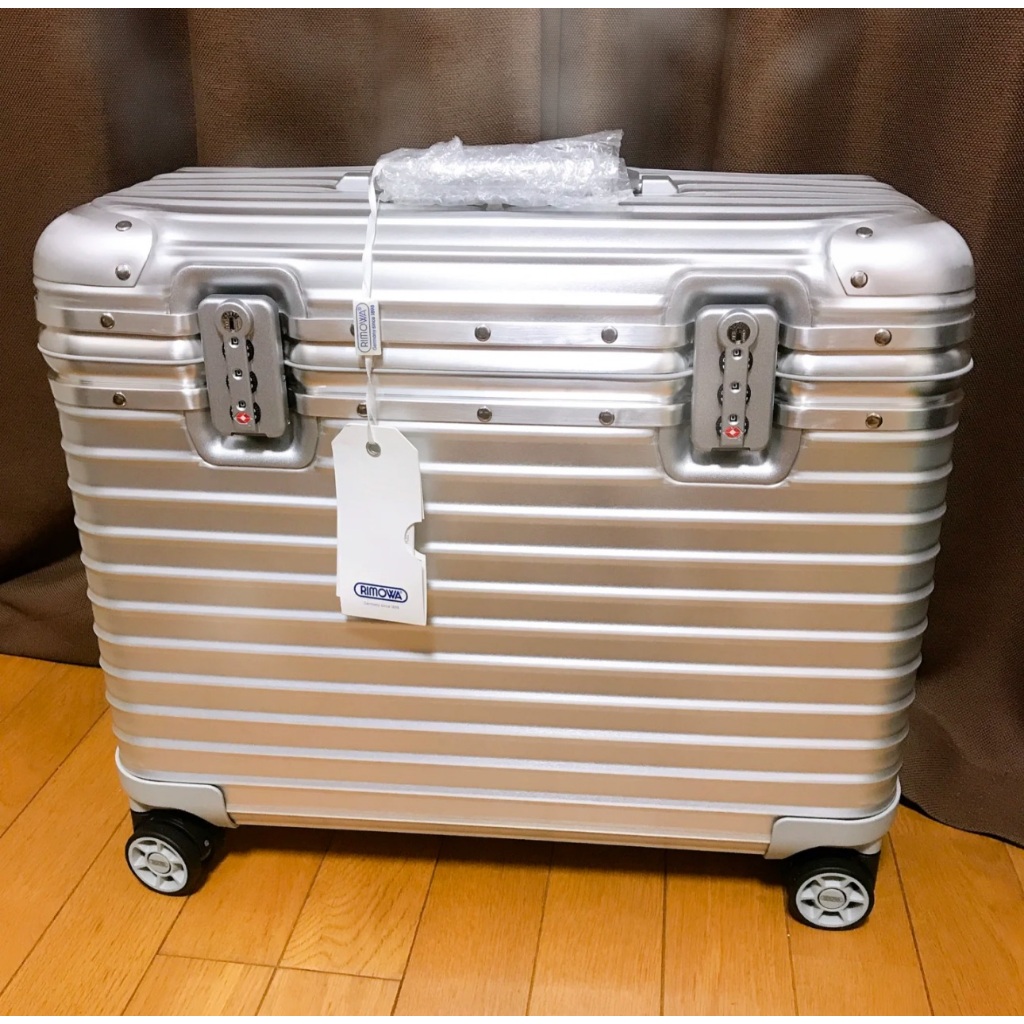 97成新（絕版款）RIMOWA Original Compact 銀色 20吋 鋁鎂合金材質 機長箱 登機箱 | 蝦皮購物