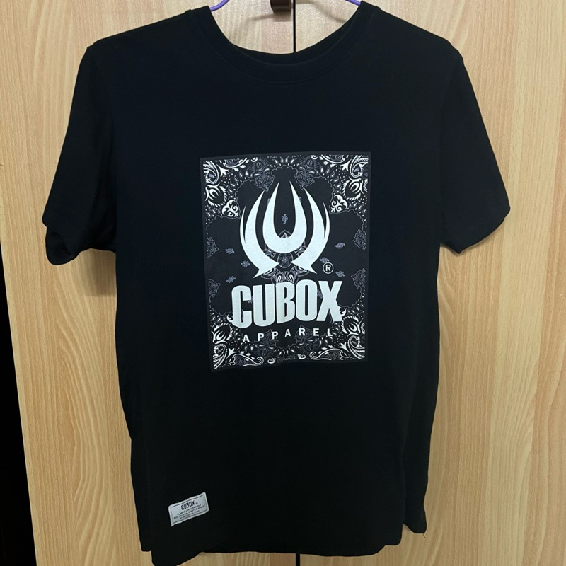 九成新 經典潮牌 cubox 變形蟲 潮流logo短T 黃金尺寸L | 蝦皮購物