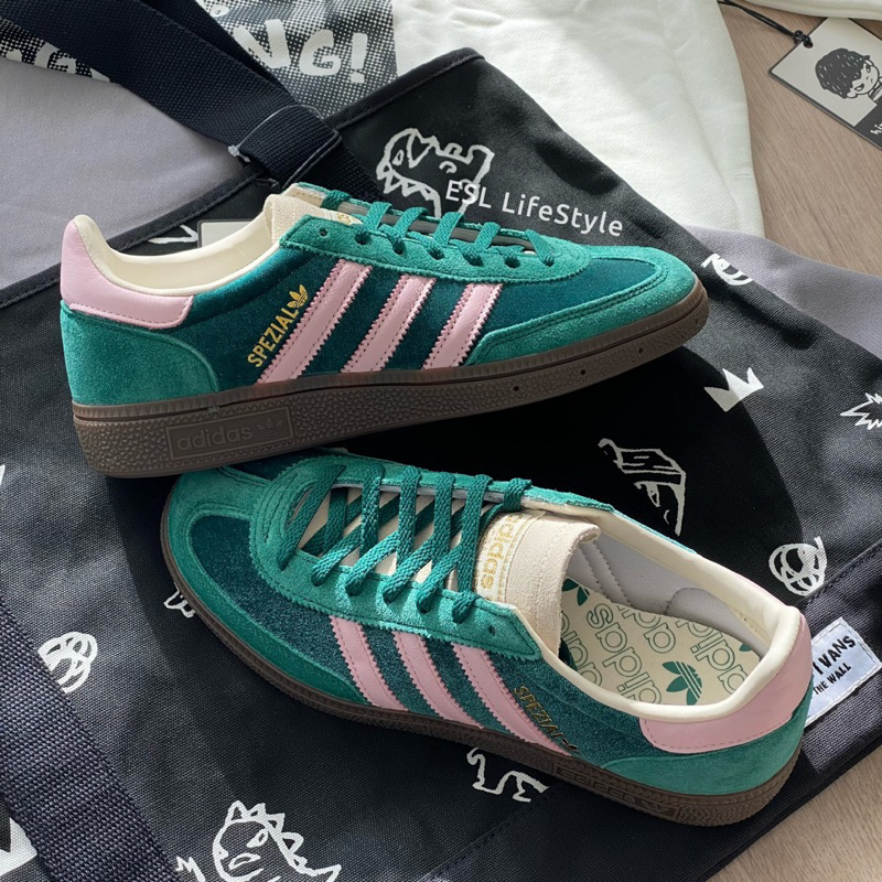 現貨 ADIDAS HANDBALL SPEZIAL 森林綠 櫻花粉 絲絨 麂皮 德訓鞋 復古 休閒鞋 JI2648 | 蝦皮購物