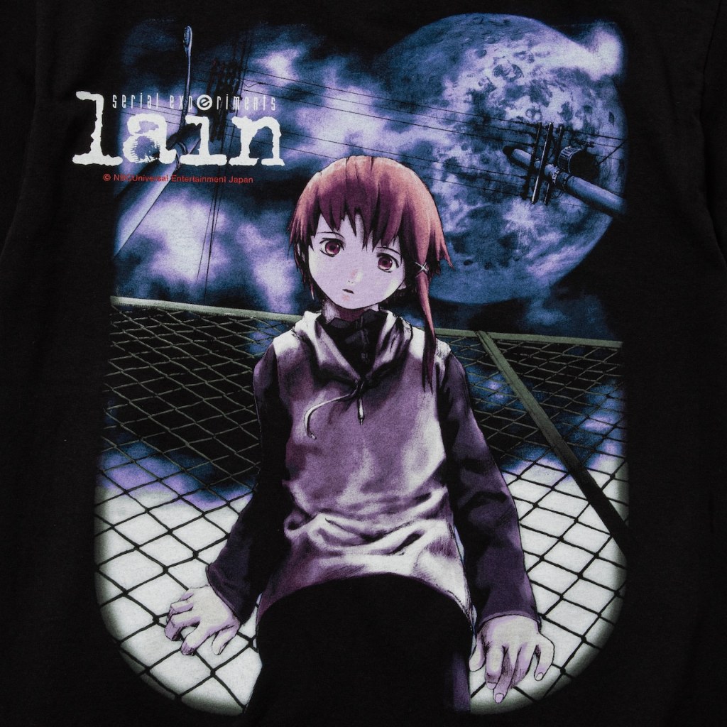 日本限定 /《serial experiments lain 鈴音》聯名 Tee / 岩倉玲音 Tshirt | 蝦皮購物