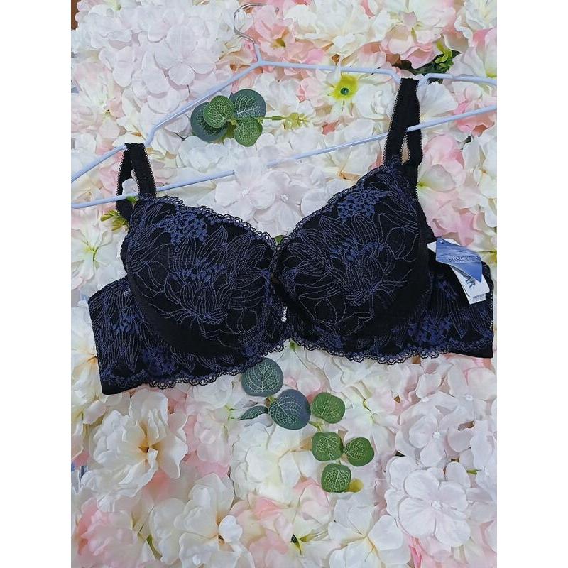 【過季優質商品】思薇爾轉售S2030261撩波80A=36A/80B=36B蕾絲包覆單內衣(BL黑紫藍) | 蝦皮購物