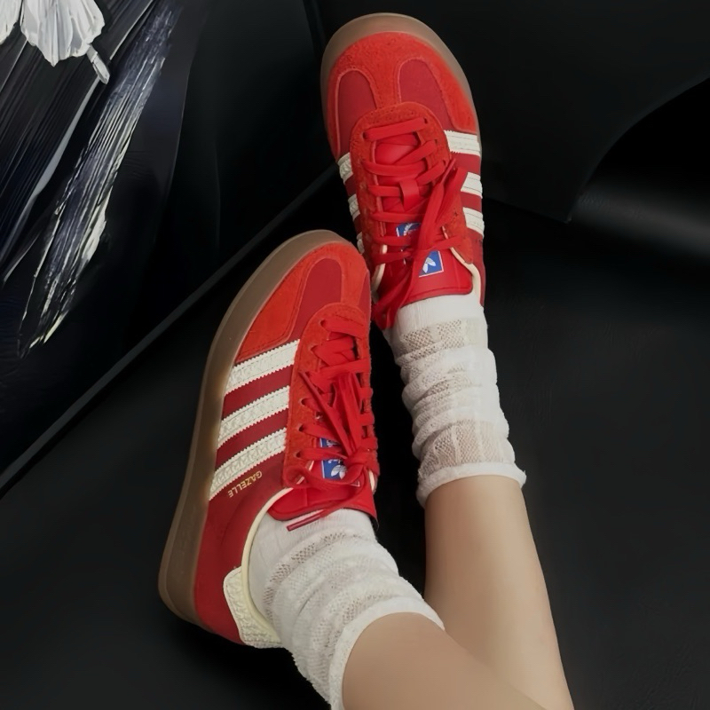 【Sharkhead】現貨 Adidas Gazelle Indoor 大紅 浮雕 焦糖底 麂皮 IF1808 復古 紅 | 蝦皮購物