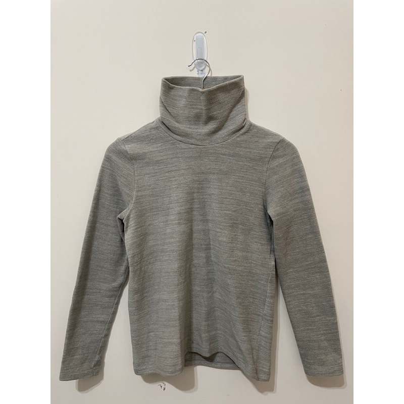 [二手]lativ fleece 高領長袖 灰色 | 蝦皮購物