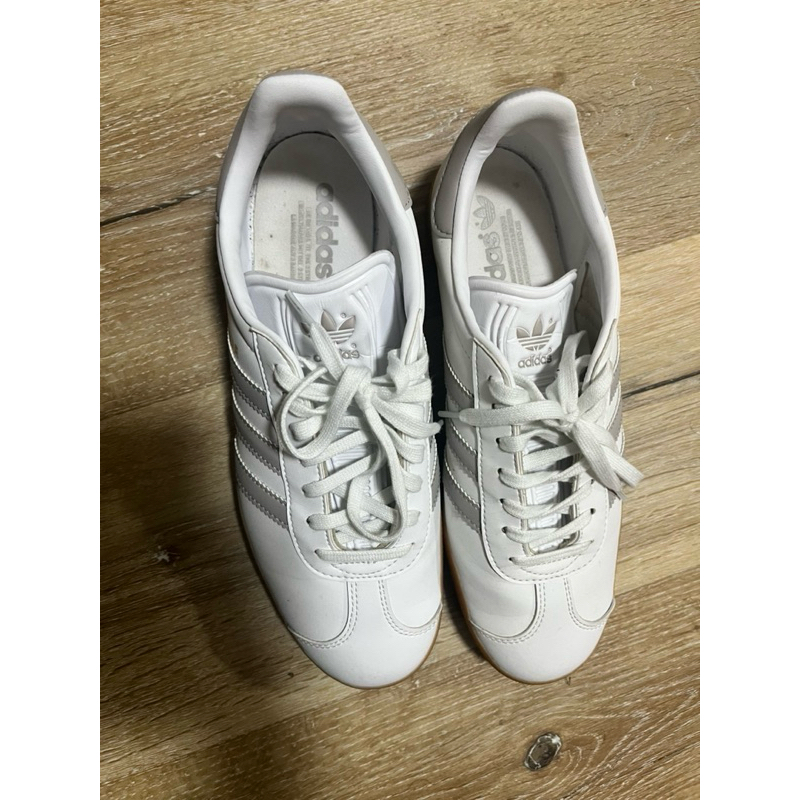 Adidas Gazelle 小白鞋us8 | 蝦皮購物