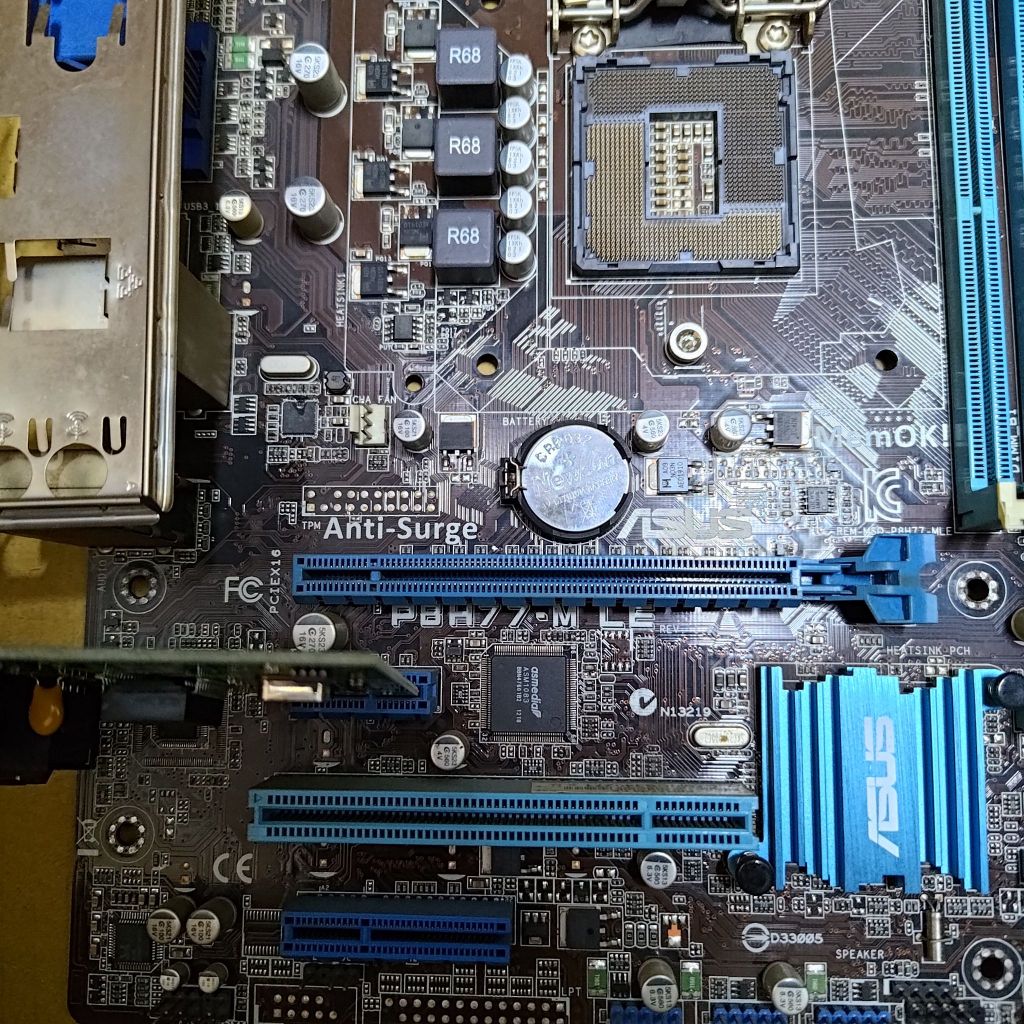 ASUS H77M (含運當壞品賣) ( 附內接網卡 ) | 蝦皮購物