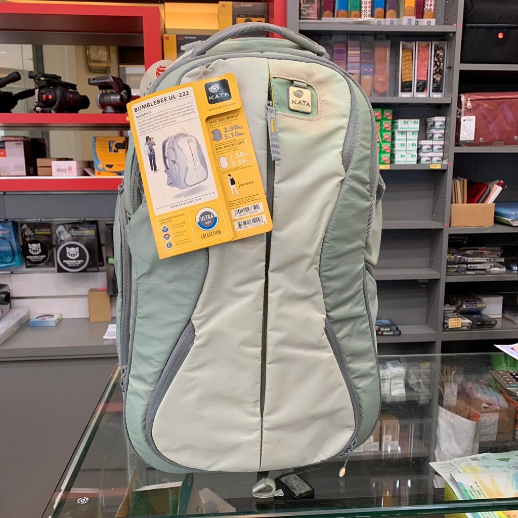 【現貨】KATA UL-222 專業攝影後背包 Ultra-light 超輕量 (福利品) LOGO 處有泛黃優惠出清價 | 蝦皮購物