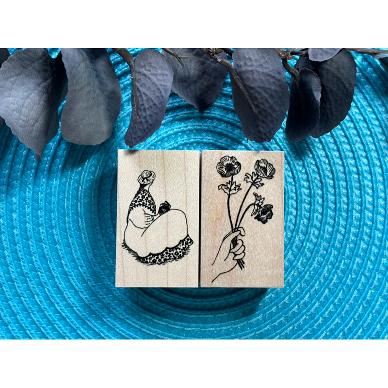 全新日本monokoto x 岡嶋晶子原創印章（閱讀女孩、拿花左手） | 蝦皮購物