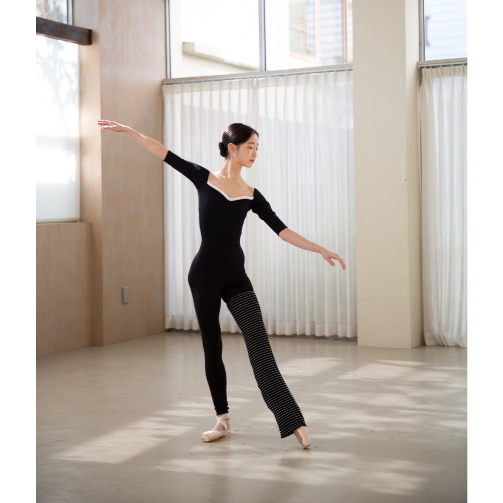 預購/舞衣】韓國BBP Roject - Annie五分袖舞衣 (三色) | 蝦皮購物