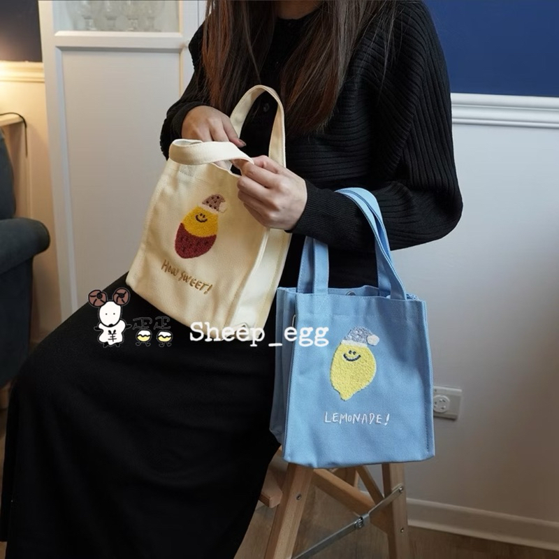 『客訂』羊蛋蛋 韓國 正版 Second Morning 絨毛側背袋 檸檬 地瓜 笑臉 包包 小包 側背包 帆布袋 韓國 | 蝦皮購物