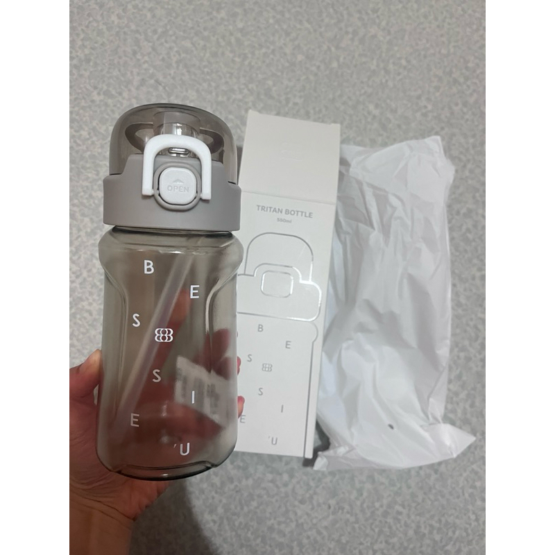 闆妹Bessie’u 雙直飲水瓶550ml | 蝦皮購物