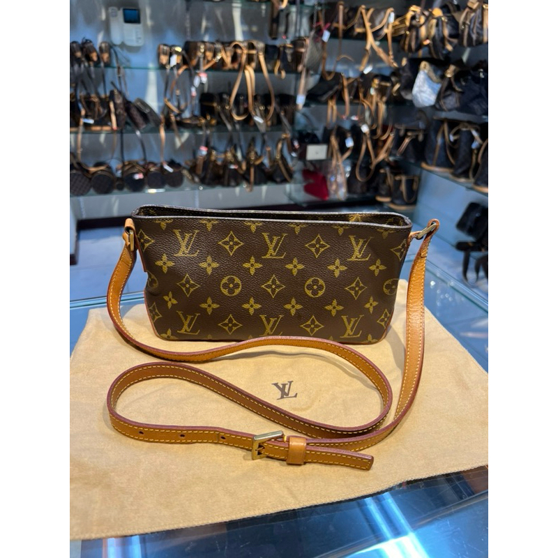 湘琴精品LV 二手帆船斜背包22800全原廠 | 蝦皮購物