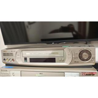 (有實測影片)SHARP 夏普 VC-ES10B 日規 S VHS 錄放影機 含遙控 | 蝦皮購物