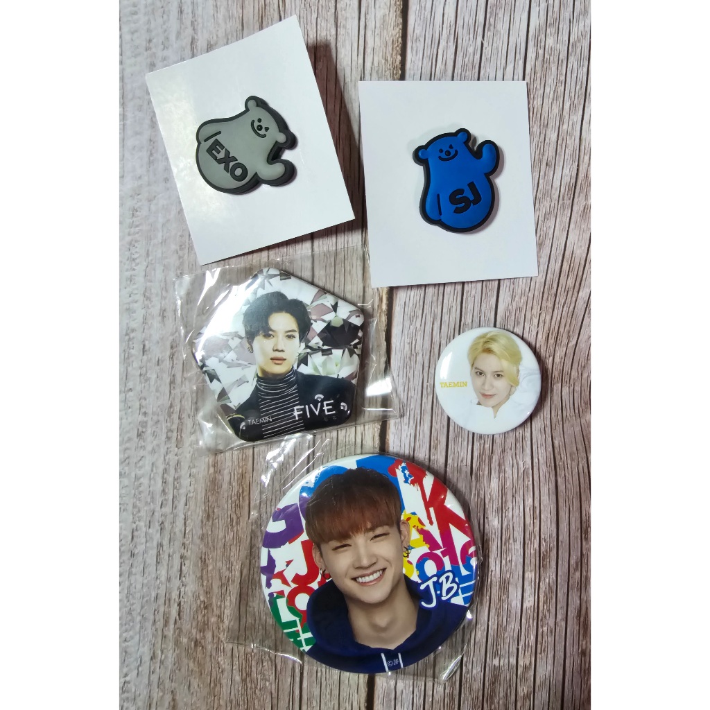 SM EXO SJ SHINee 泰民 JB 徽章 橡膠徽章 SMTOWN | 蝦皮購物