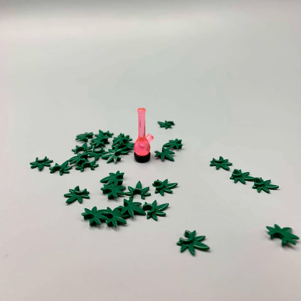 【金磚屋】CBA104 LEGO 樂高 第三方配件 Marijuana and Toy Bong_Dar | 蝦皮購物