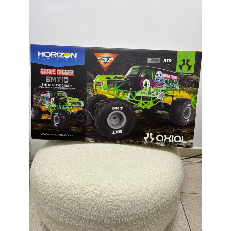 （全新）Horizon Axial SMT10 Grave Digger 1/10 RTR 電動車 越野車 遙控車 | 蝦皮購物