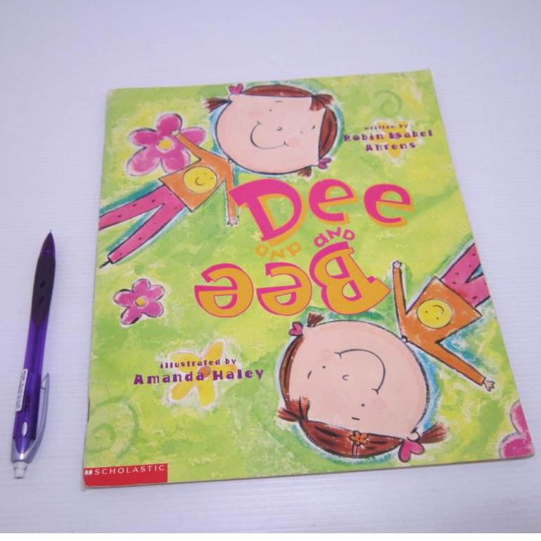 「二手書」Scholastic Dee and Bee Robin Isabel Ahrens 英文讀本 | 蝦皮購物