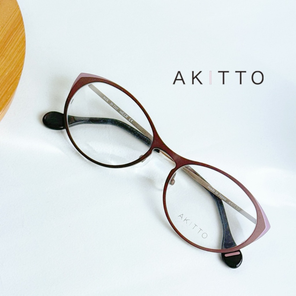 【AKITTO】 純鈦｜日本手工框｜川上明仁｜傳統七寶燒工藝｜日系女孩｜小臉女生｜靖江｜貓眼｜NEK【唯光眼鏡】 | 蝦皮購物