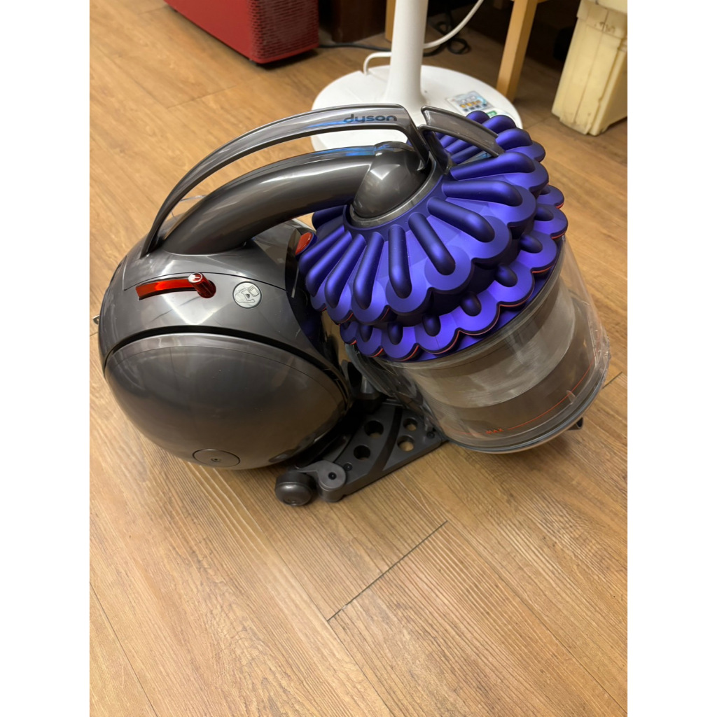 Dyson Cinetic CY18 完整 9成9新 低於5折 大掃除 吸塵器 | 蝦皮購物