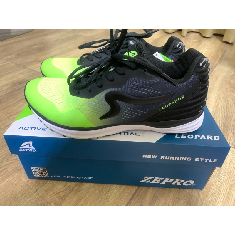 [全新現貨]ZEPRO 跑步鞋/運動鞋 US8 ZM18A017355 | 蝦皮購物