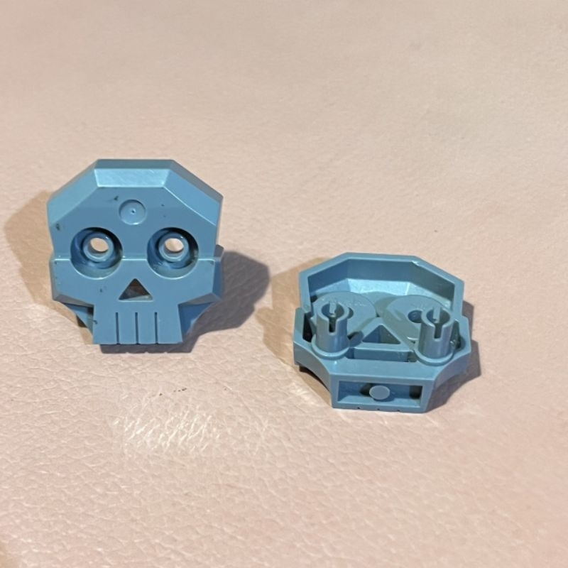 免運樂高Lego 47990 7623 7097 深灰 骷髏 骷髏頭 石雕 石像 岩石 海盜 冒險 | 蝦皮購物