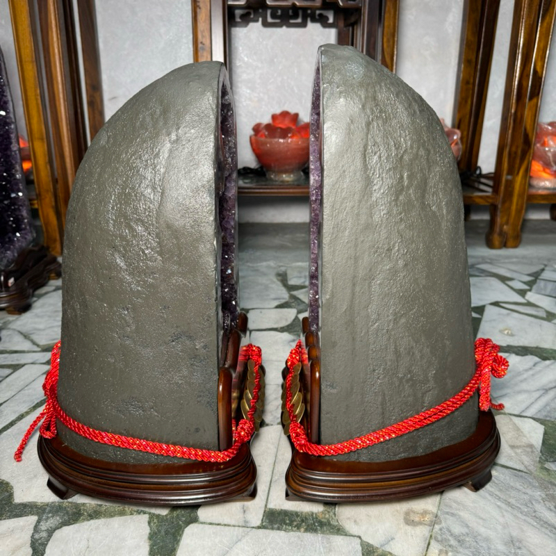 招財紫晶洞😻巴西紫水晶洞ESP✨兩座總重48.8kg❤️鈦晶方解石異 招財紫晶洞😻巴西紫水晶洞ESP✨兩座總重48.8kg❤️鈦晶方解石異