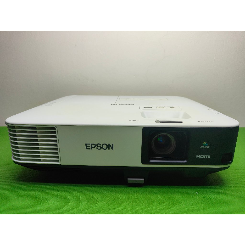 【現貨/快速出貨】EPSON EB-2055 投影機 5000流明 #1 | 蝦皮購物