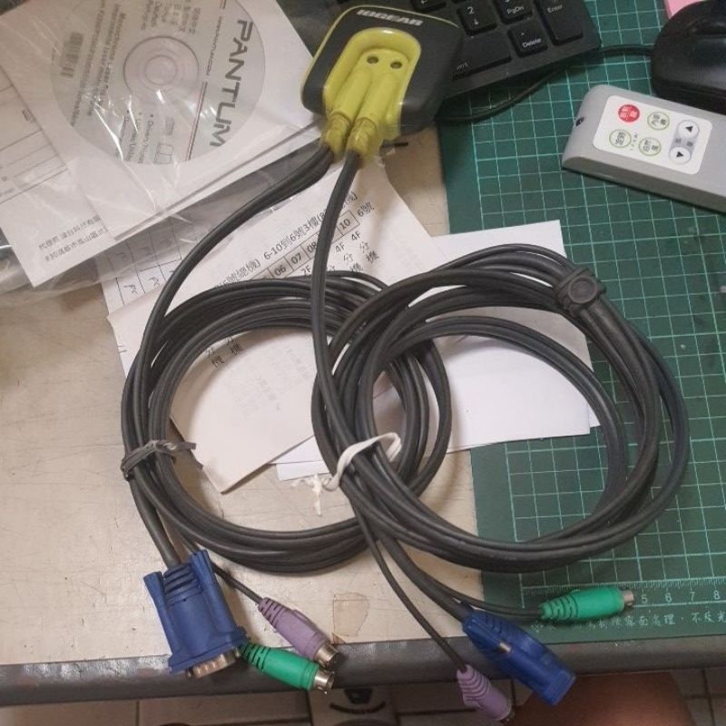 PS2（圓頭），螢幕/鍵盤/滑鼠，切換器，按scroll lock兩下切換，二手 | 蝦皮購物