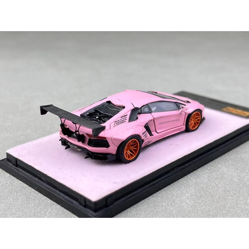 阿爾法>PGM 1/64 Lamborghini Aventador LP700-4 合金全可開透明 阿爾法>PGM 1/64 Lamborghini Aventador LP700-4 合金全可開透明