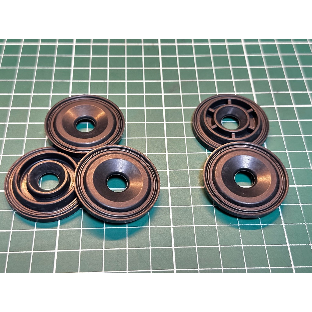 【Leo1108雙B零件專賣店】BMW 空氣芯底座橡皮 膠墊 緩衝墊 F07/F10/F11 [13717812462] | 蝦皮購物