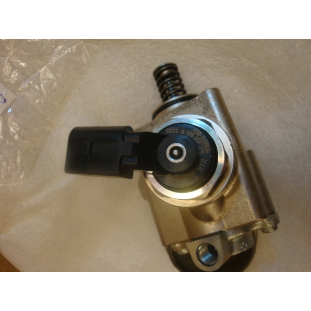 VW&Audi 正廠原件High Pressure Pump 高壓幫浦06F127025D | 蝦皮購物