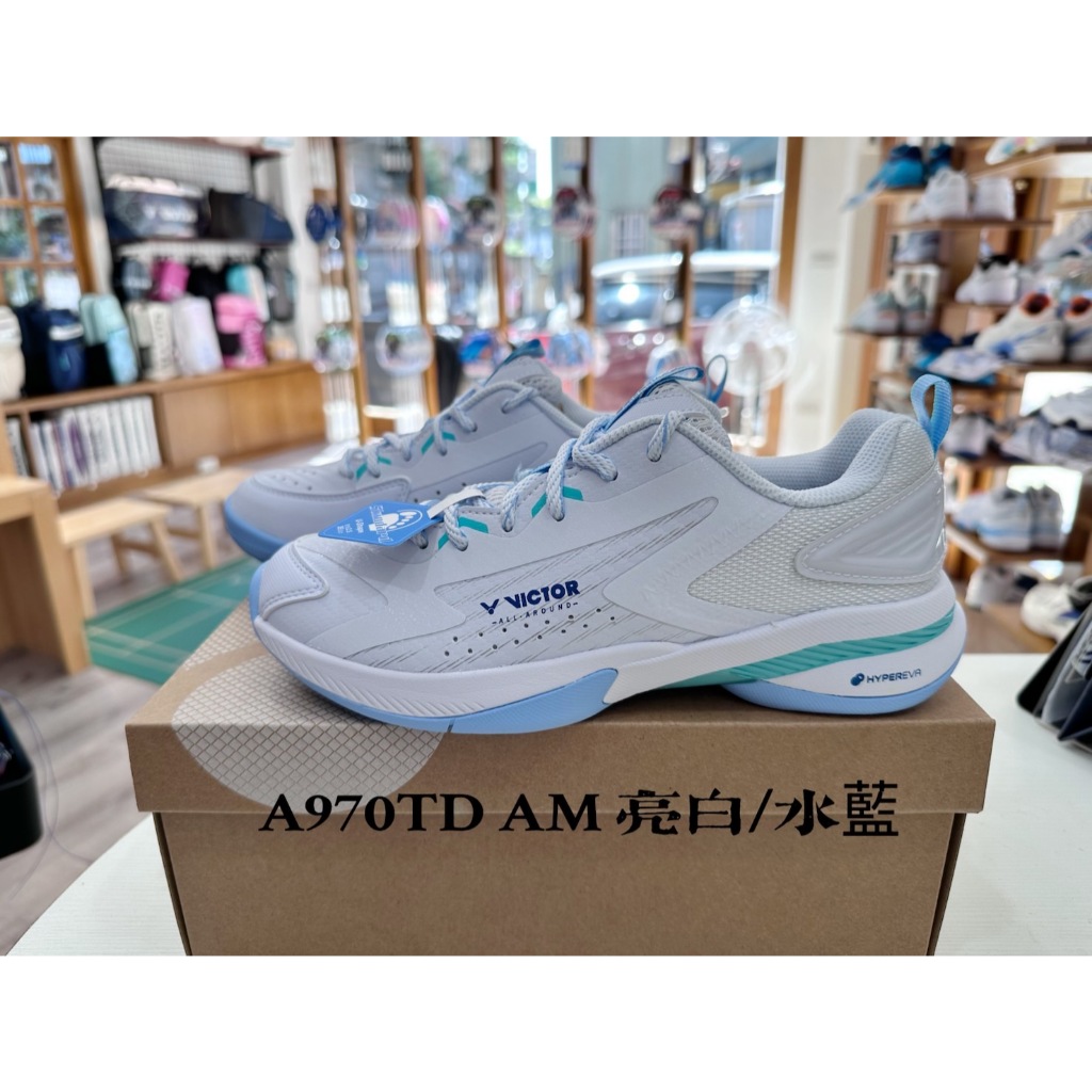 良辰擊時 VICTOR 勝利 A970TD (免運) AM亮白水藍 羽球鞋 2.5 U楦頭 A970TD 穩定性羽球鞋 | 蝦皮購物