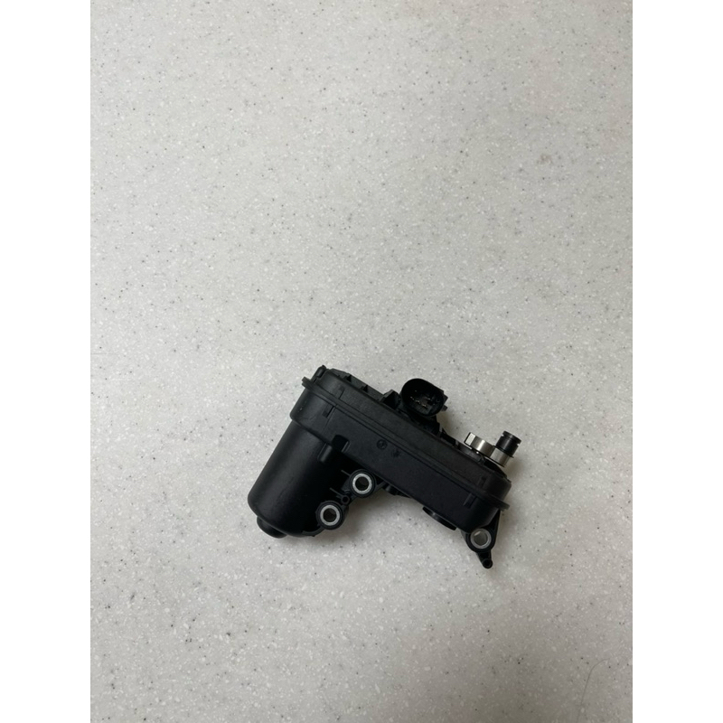 04E198725K 福斯 TIGUAN TOURAN SKODA SUPERB A3 渦輪 馬達 電控閥 | 蝦皮購物