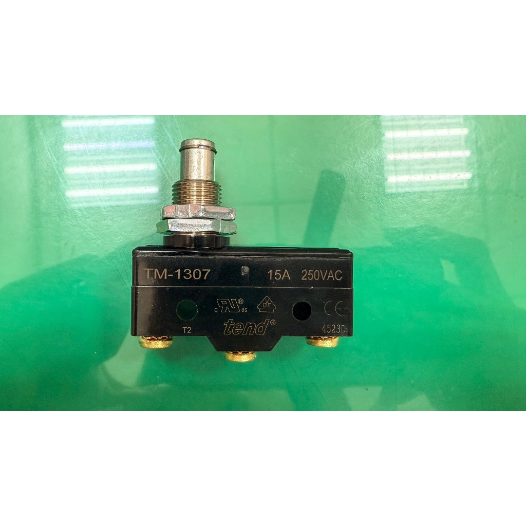 【通电小姐】[出清]天得微動開關TM-1307/250V/15A | 蝦皮購物