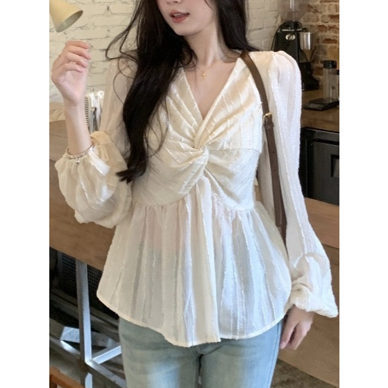 COSYU # m~4xL 大碼法式V领長袖雪紡襯衫女裝胖mm辣妹顯瘦遮肉上衣 | 蝦皮購物