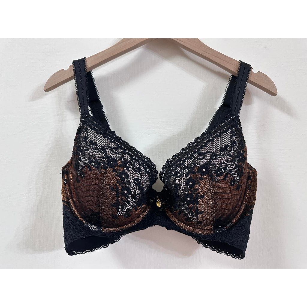 曼黛瑪璉 V極線 大尺碼 E80 80E 內衣 黑色 包覆性強 深V | 蝦皮購物