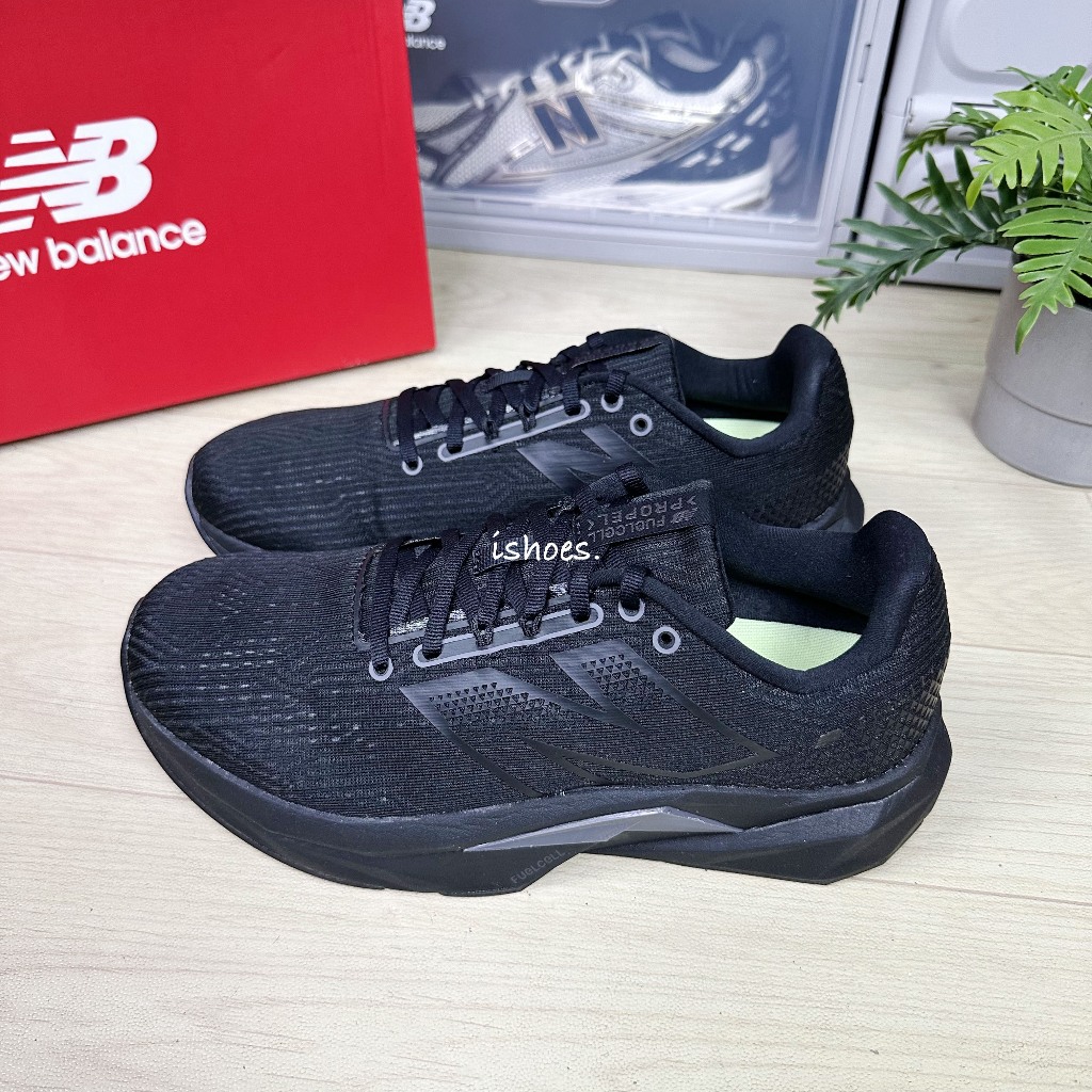 現貨 iShoes正品 New Balance 男鞋 寬楦 全黑 Propel v5 慢跑鞋 MFCPRLK5 2E | 蝦皮購物