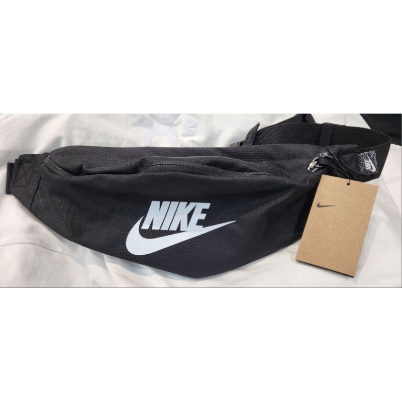 2024 正版授權 NIKE 耐吉 腰包 斜背包 小包 HERITAGE WAISTPACK DB0490-010 | 蝦皮購物