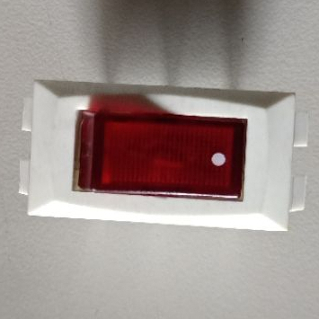 臺灣RONGFENG RF-1001三腳帶燈開關 船型開關 翹板開關 | 蝦皮購物